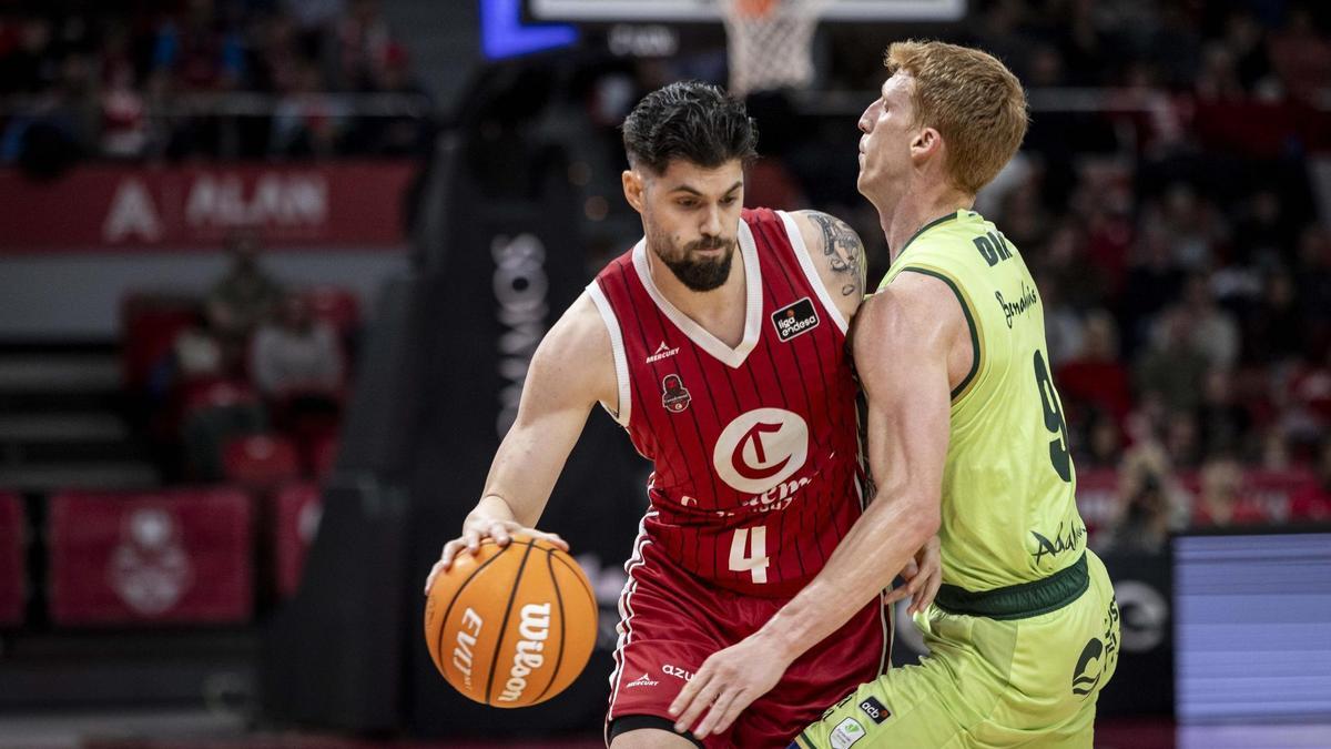 Santi Yusta hace historia con el Casademont: ya es el segundo jugador ...