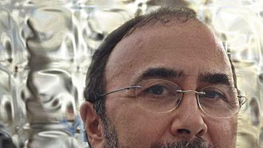 El catedrático Ramón Hermida, en el Instituto de Ingeniería Médica y ...