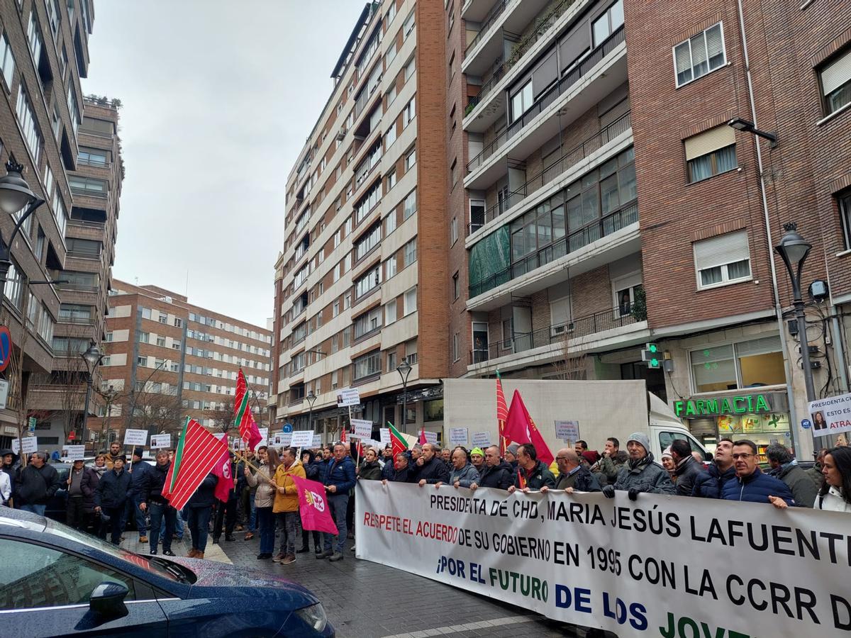 Manifestación y "ocupación" de los regantes del Páramo Bajo de León y ...