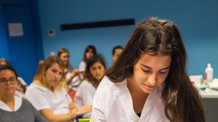 La beca más “jugosa” del Gobierno: 12.000 euros si cumples este requisito