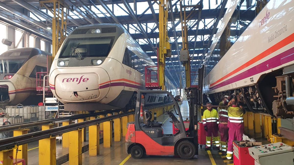 Renfe refuerza los talleres de Redondela con el mantenimiento de los ...