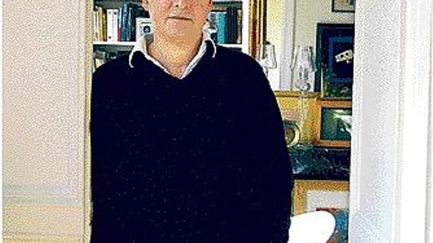 Diego Gary: "La CIA destrozó a mi madre"