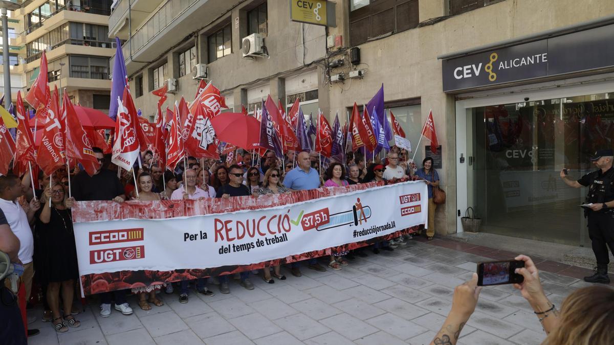 SINDICATOS LABORAL JORNADA | Los sindicatos reclaman ante la CEV en ...