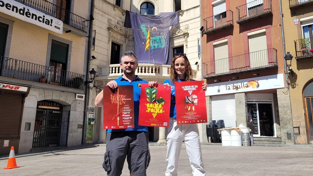 Els Castellers de Berga animen la prèvia patumaire juntament els ...