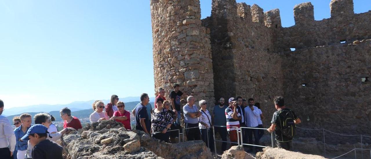 L’Alcora reabre al público el castillo de l'Alcalatén como nuevo foco ...