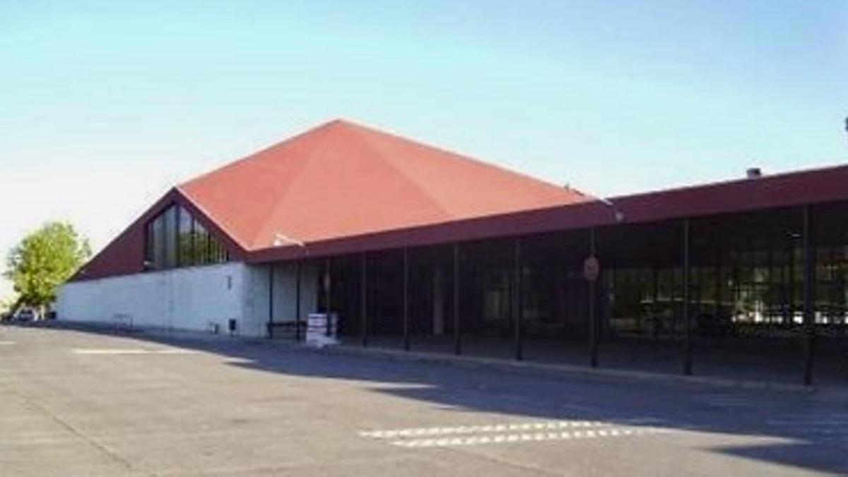 El IES Universidad Laboral de Cáceres inaugura la muestra DiversiART