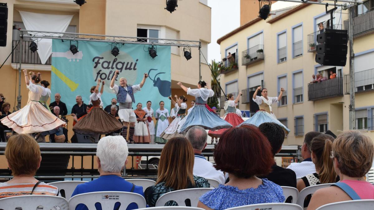 La Maria, el nuevo fenómeno de la canción valenciana, actuará en el ...