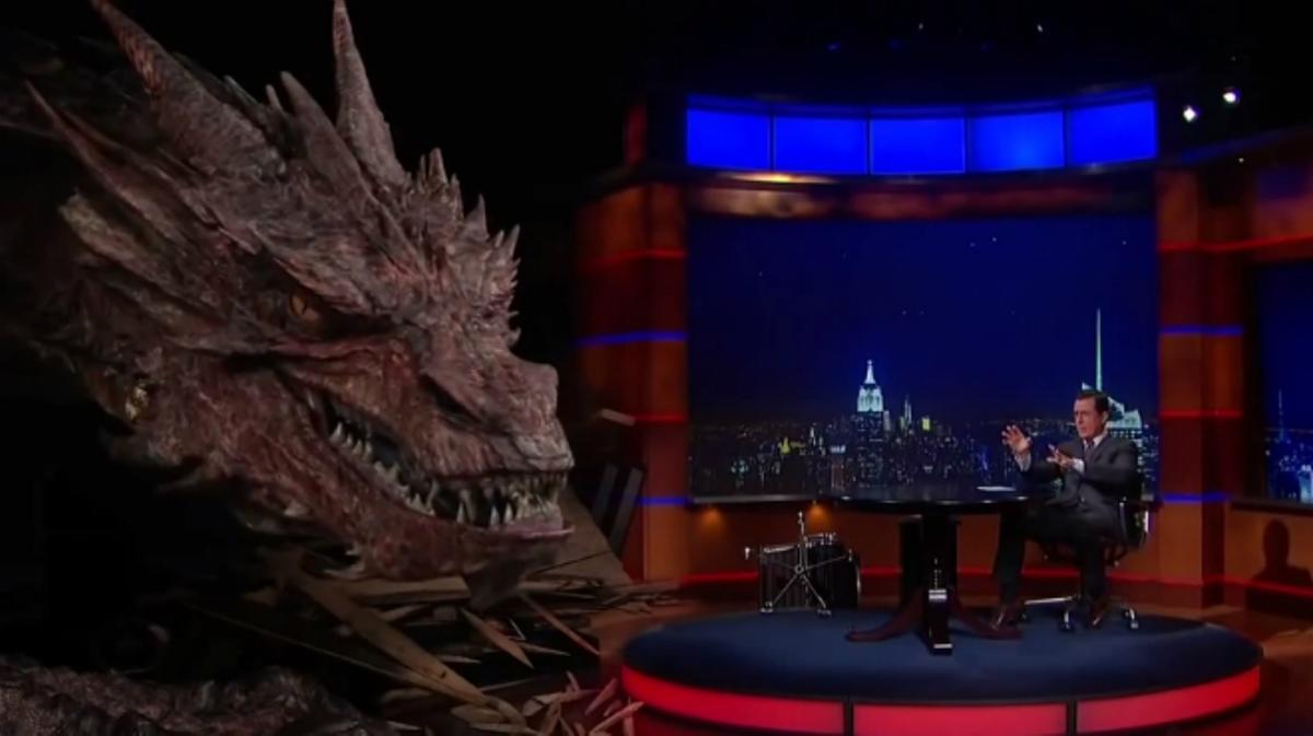 Colbert entrevista en directo a Smaug de 'El Hobbit'