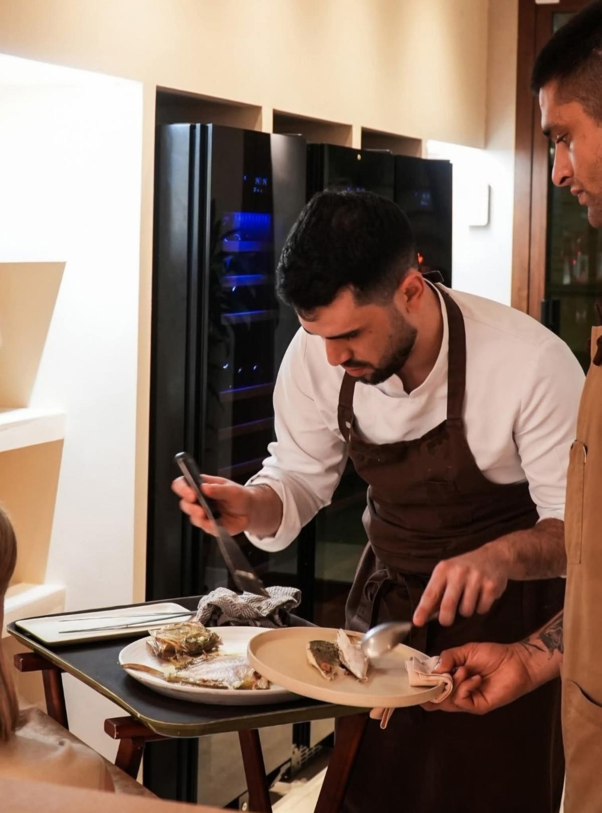Un joven cocinero lleva a Cullera a la final de los 41 mejores nuevos ...