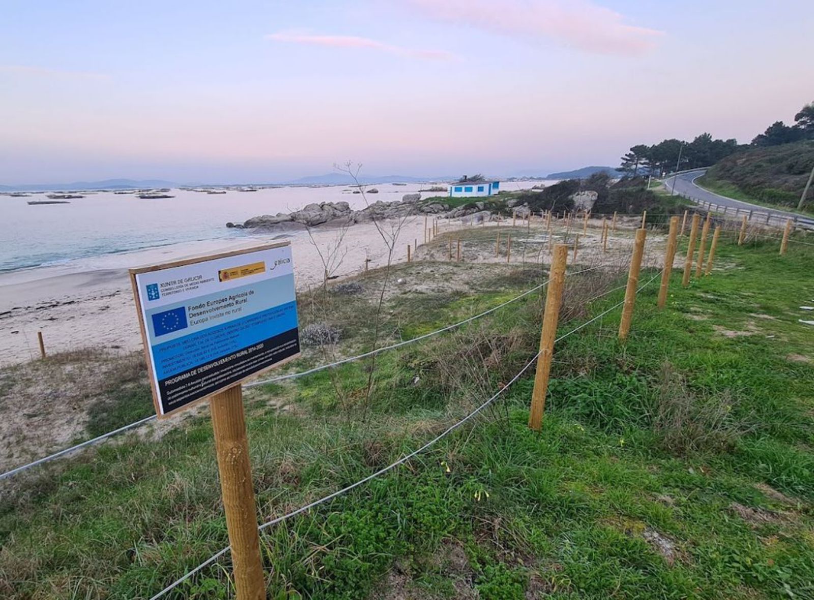 La duna de O Carreiro se recupera, el yacimiento de Adro Vello se pudre ...