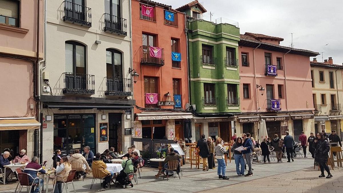 QUÉ VER EN LEÓN | La calle de León que más sorprende a los turistas y ...