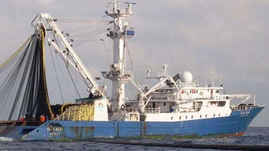 Los atuneros urgen a la UE más pactos pesqueros para el Índico y el Atlántico