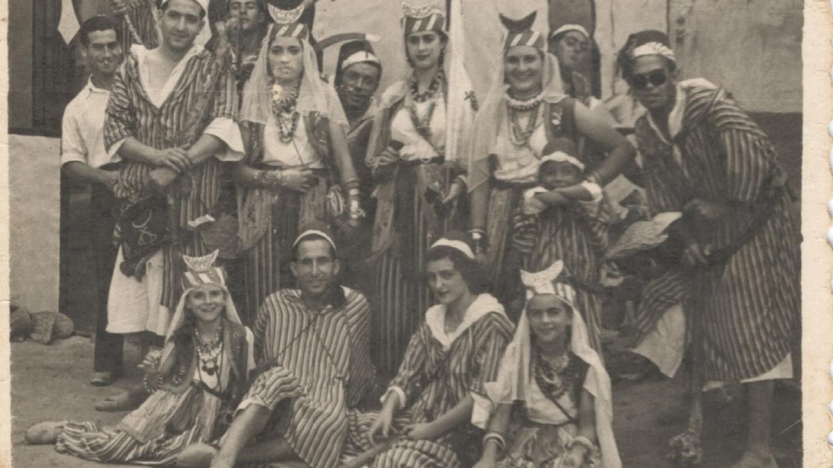 Comparsa Mutxamel I Los Pacos cumplen 100 años