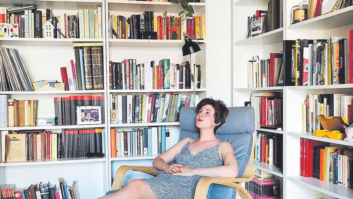 Núria Molines: "La traducció és una manera de rescatar llibres que s ...