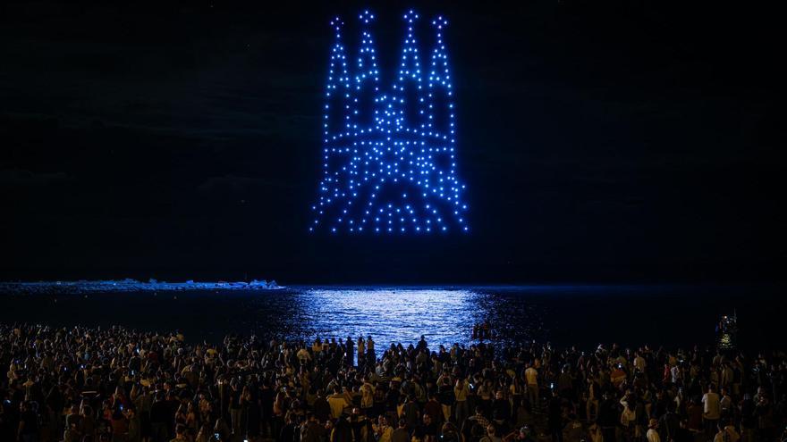 Espectáculo de drones en La Mercè de Barcelona 2025