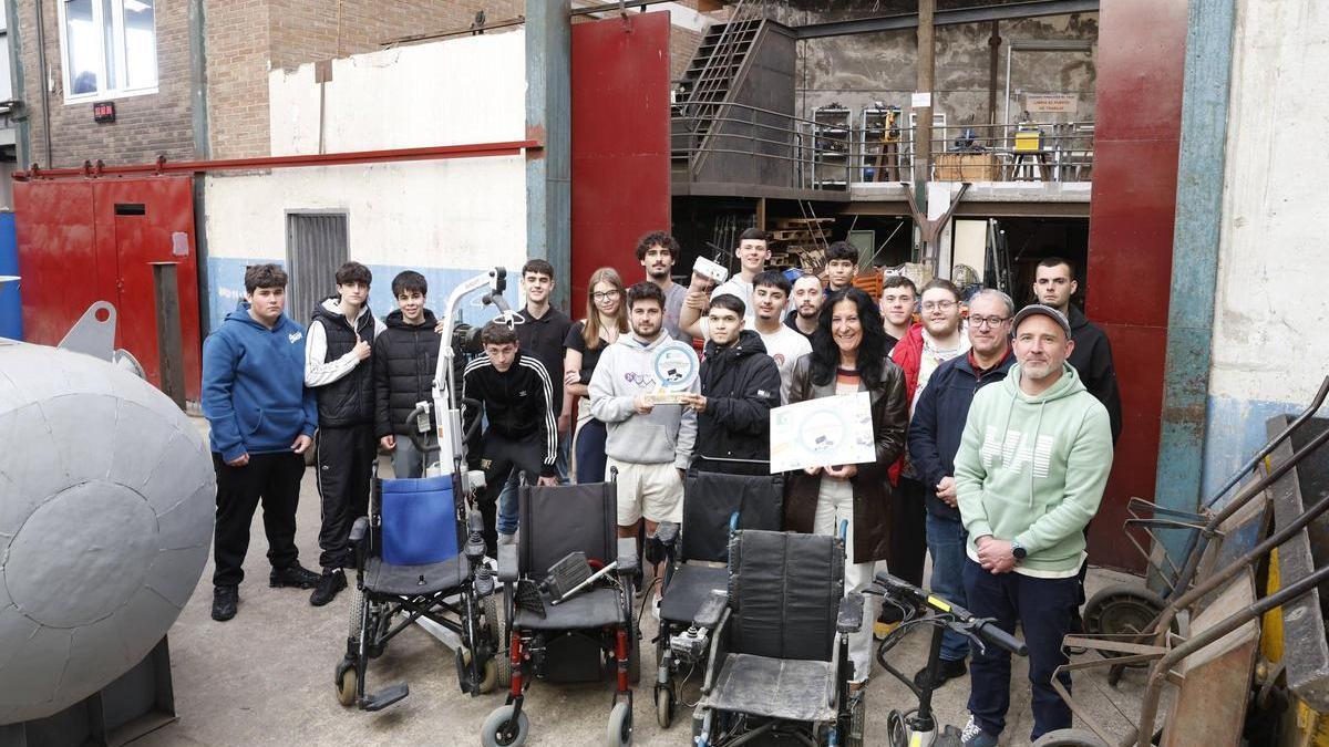 El proyecto contra la basura electrónica del Revillagigedo y la Escuela ...