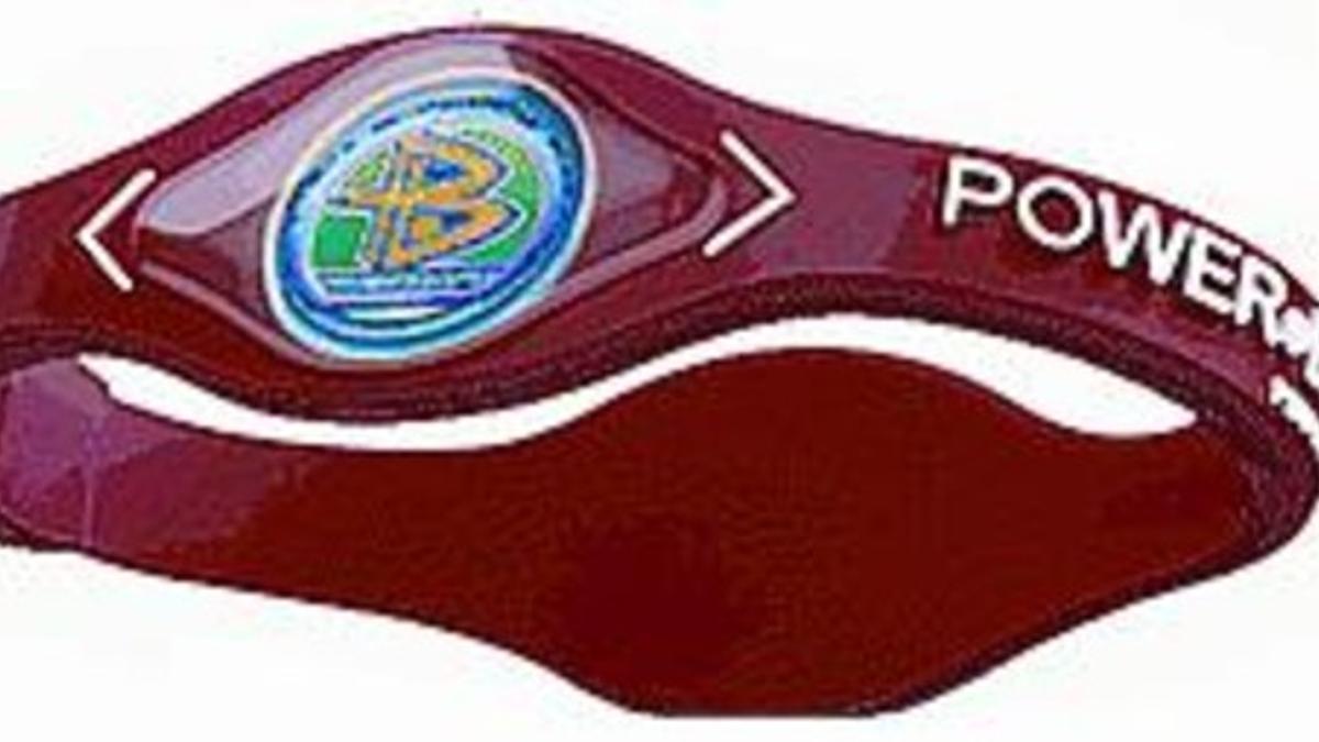 Las pulseras Power Balance carecen de virtudes reales - El Periódico