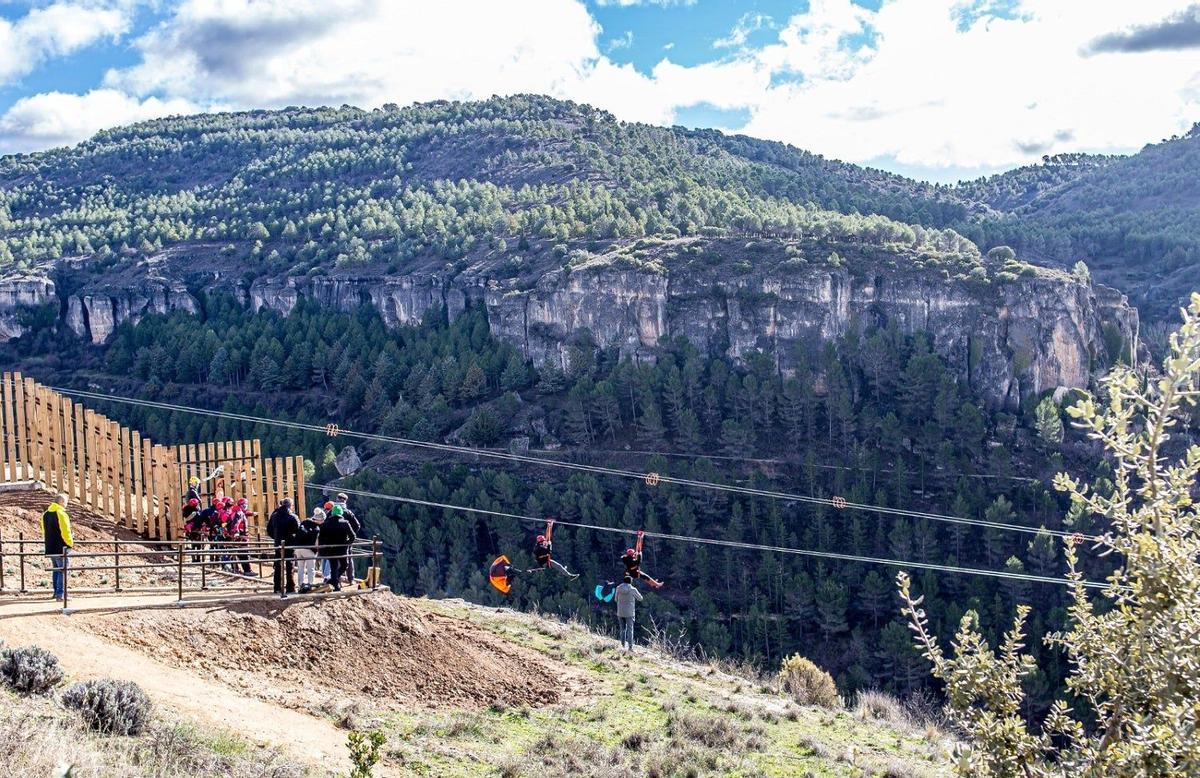 La tirolina urbana más larga de Europa está en... ¡Cuenca! - Viajar