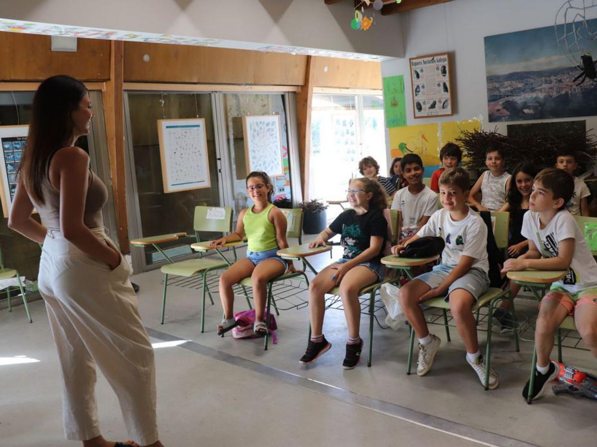 Ana Reverter Perdiz, la bióloga ourensana que protege a los pumas de la ...