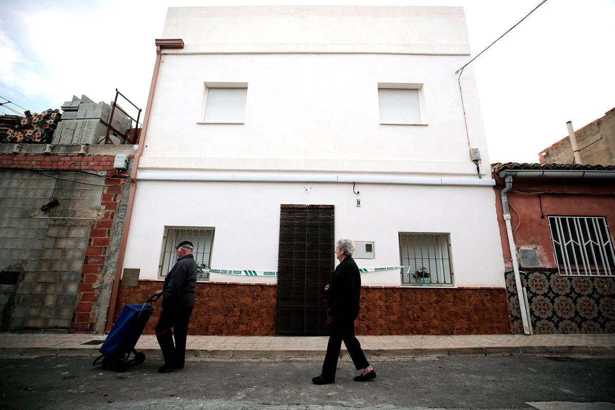 Un asesino en serie, tres crímenes consumados, otros seis en tentaviva ...