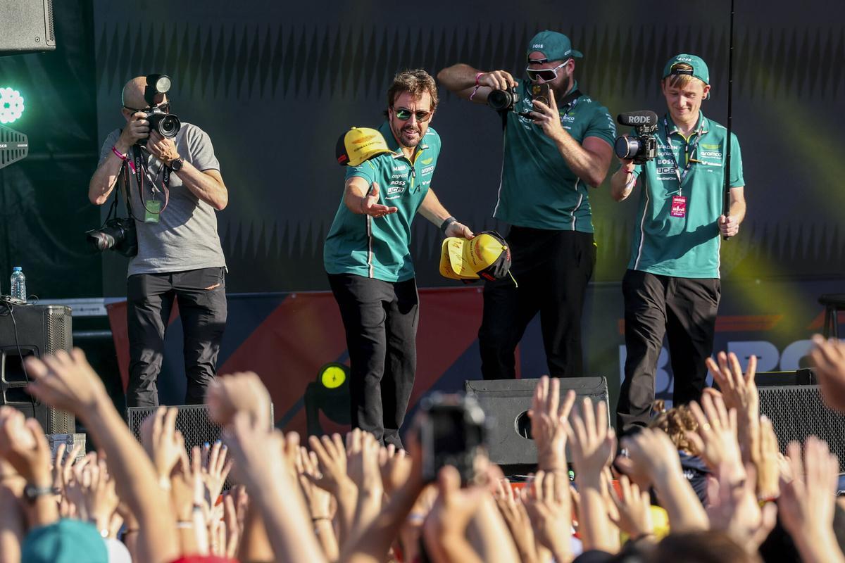 F1 Barcelona Fan Village en Plaça Catalunya, en directo: sigue el ...