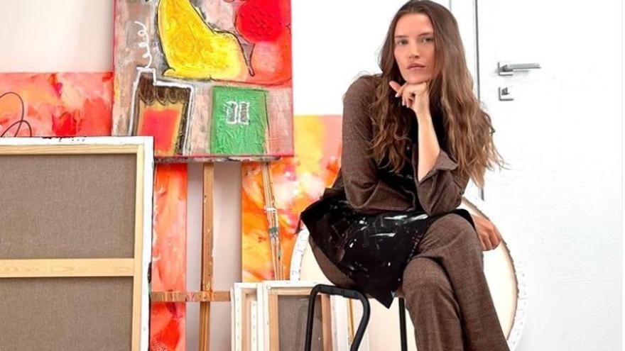 La hija del jinete y jugador de polo Álvaro Muñoz Escassi expone su ...