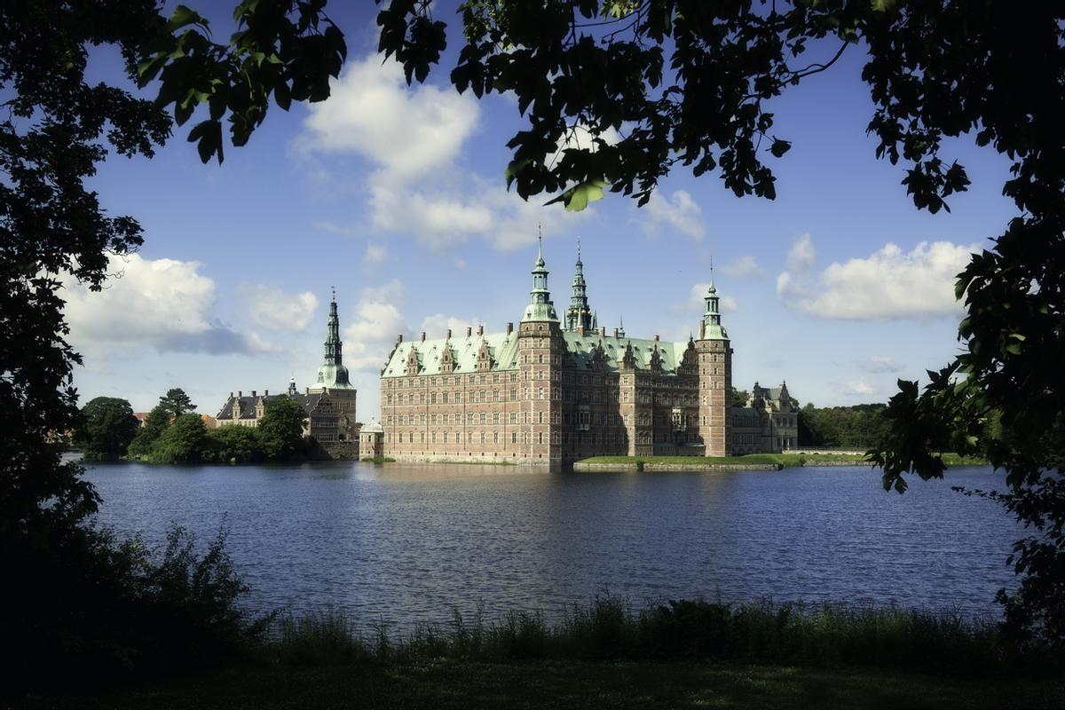El castillo más bonito de Europa se eleva sobre tres islas en Dinamarca ...