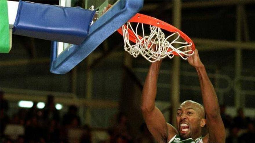 Fallece Dyron Nix, uno de los mejores americanos del Cáceres en la ACB