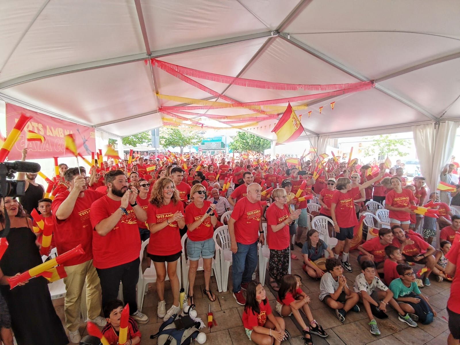 Pòrtol se vuelca para apoyar a Cata Coll en la final del Mundial ...
