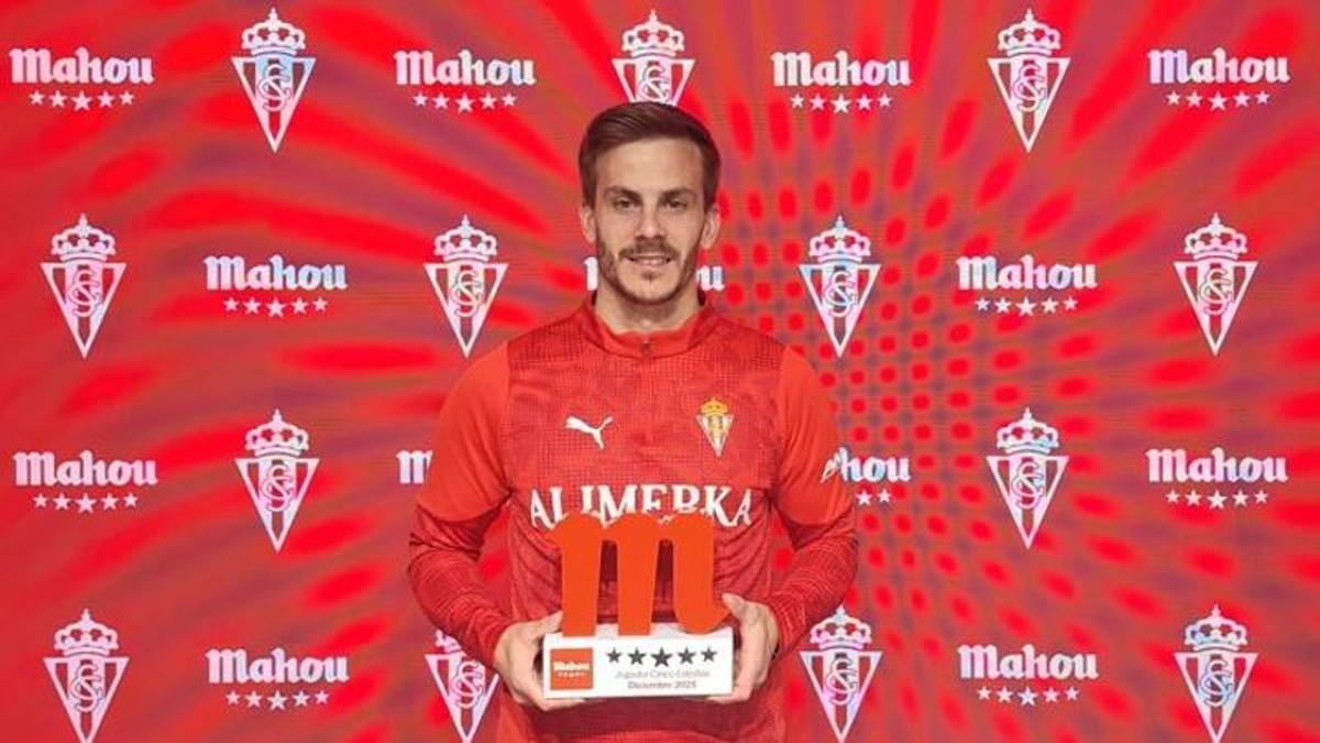 Curbelo: "Me encantaría seguir en el Sporting"