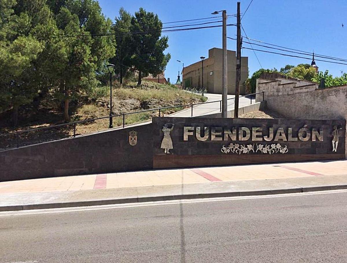 La cultura del vino y la jota, motivo de bienvenida