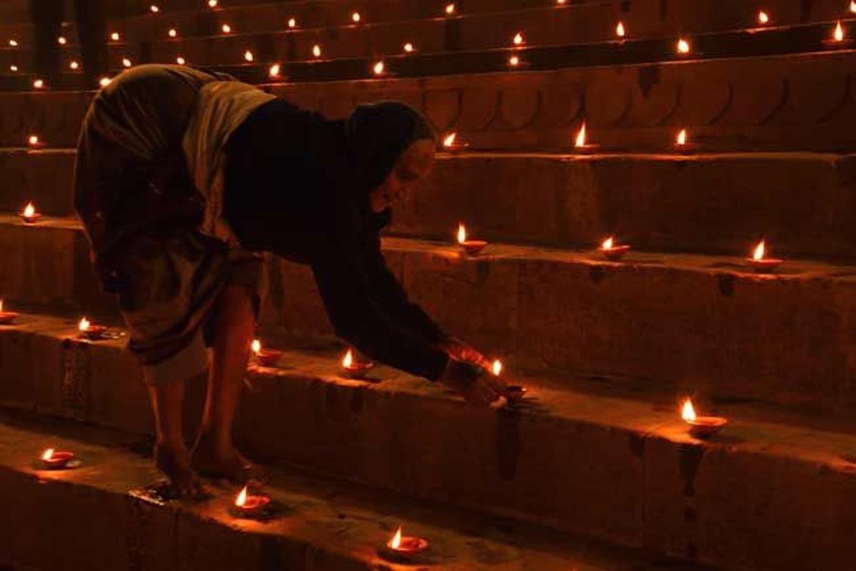 Descubre qué es y cómo se celebra el Diwali, la mayor fiesta de la ...