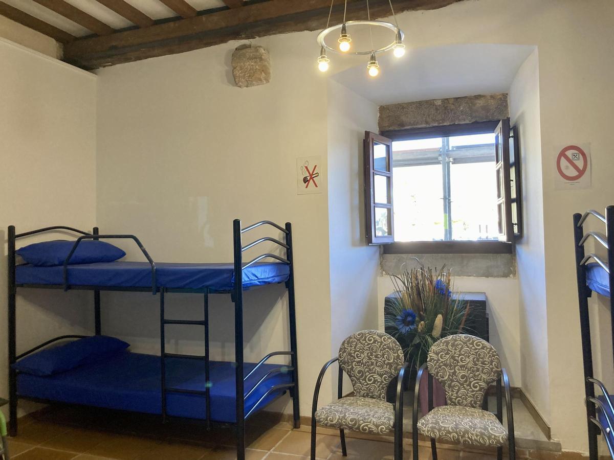 El albergue de Cornellana por dentro: descubre uno de los rincones más ...
