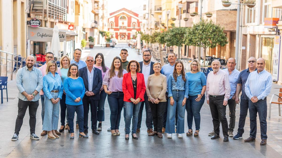 El PP de Almoradí presenta una lista electoral "renovada" que apuesta ...
