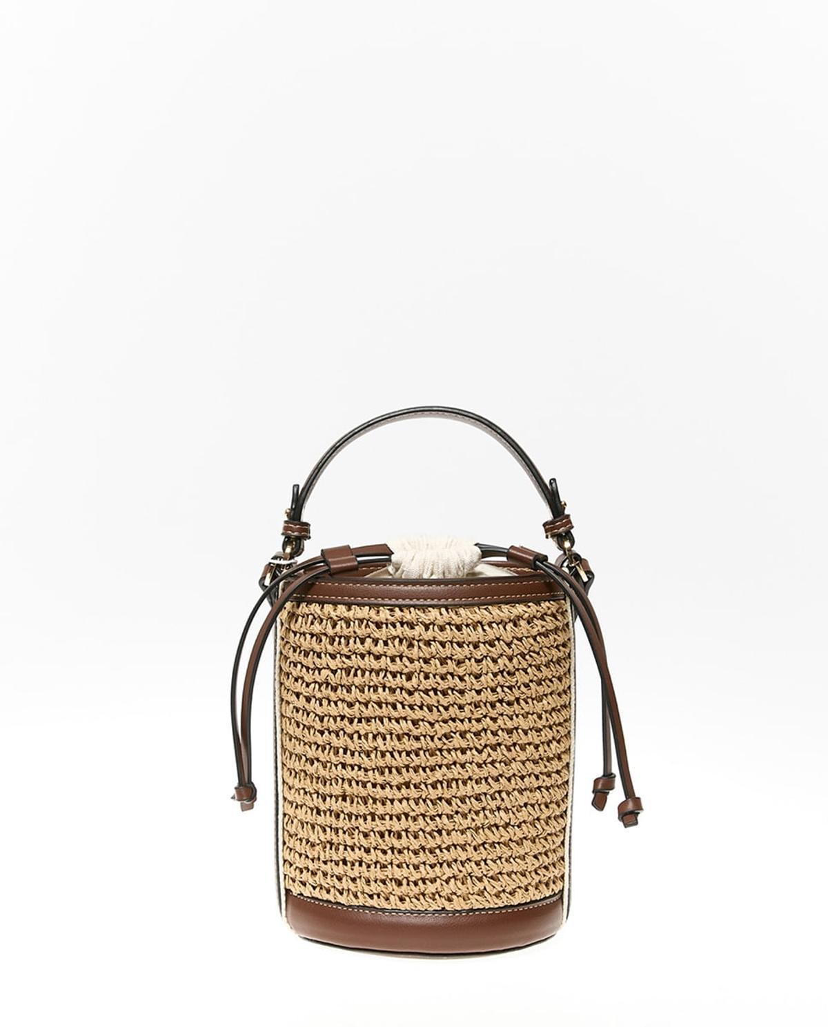 Arrasan en ventas en Sfera los bolsos de rafia más especiales para ...