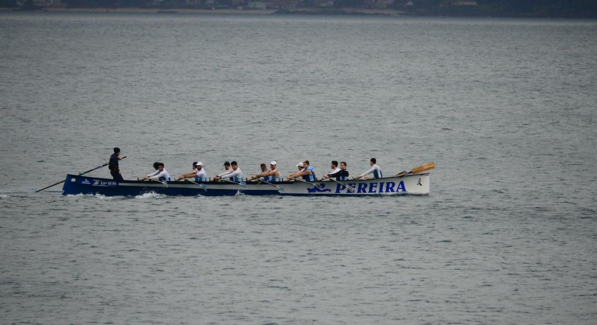 REMO LIGA GALLEGA DE TRAINERAS: Tirán modela su equipo con 8 fichajes y ...