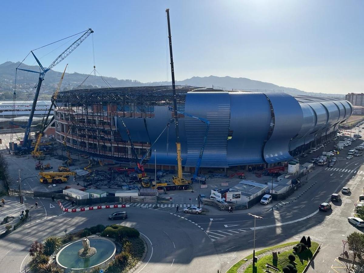 La estructura que cubrirá la nueva grada de Marcador estará lista en ...