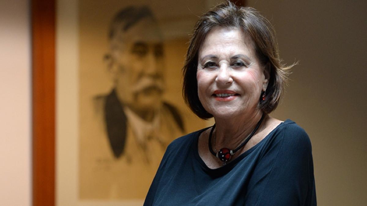 MEDALLAS DE ORO CANARIAS | La Medalla de Oro de Canarias a Yolanda ...