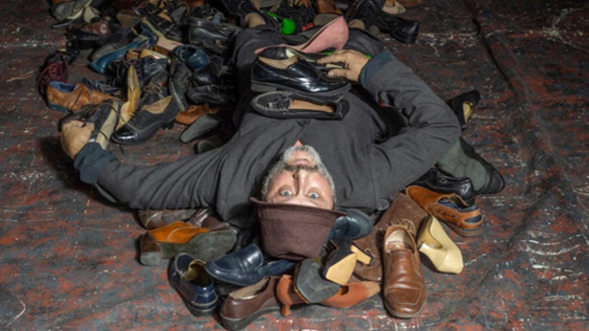 En la Sala Russafa de Valencia se ofrece «Esperando a Godot», la ...