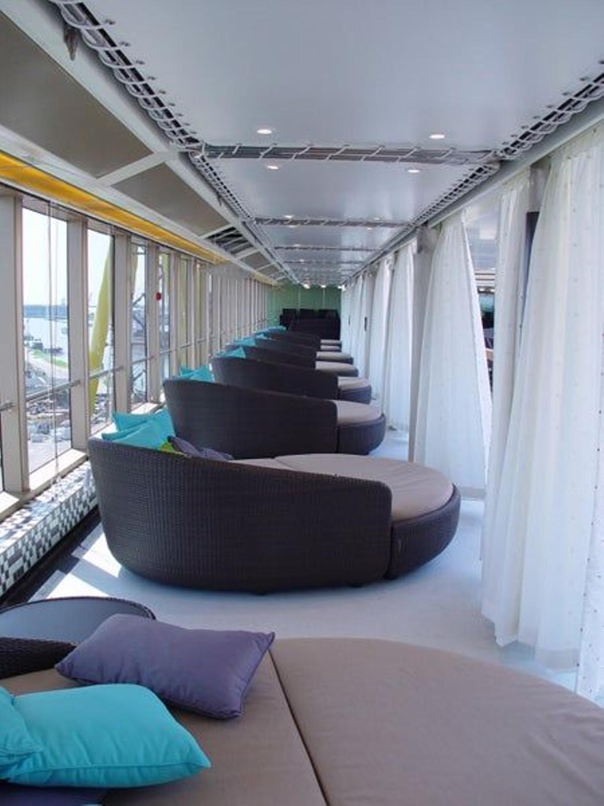 Holland America Line presenta Eurodam, su nuevo barco - Viajar