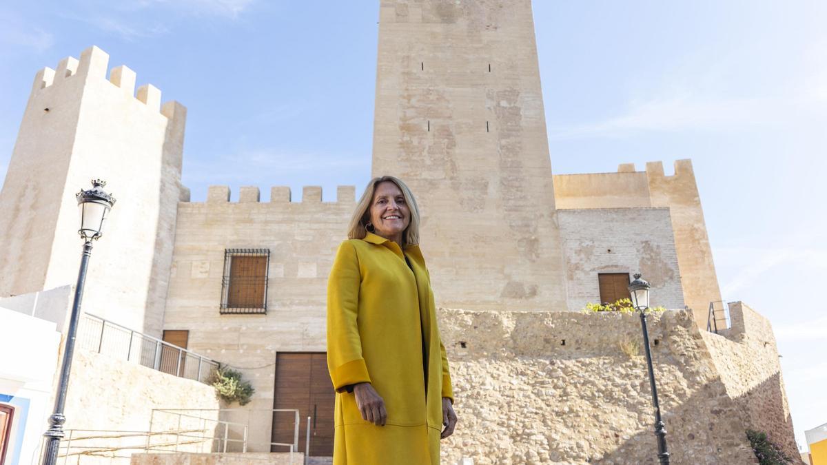 Elia Verdevío, la alcaldesa de Bétera y candidata del PP a las ...
