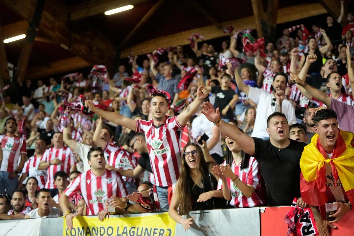 GALERÍA | Las imágenes del primer asalto de la eliminatoria entre el ...