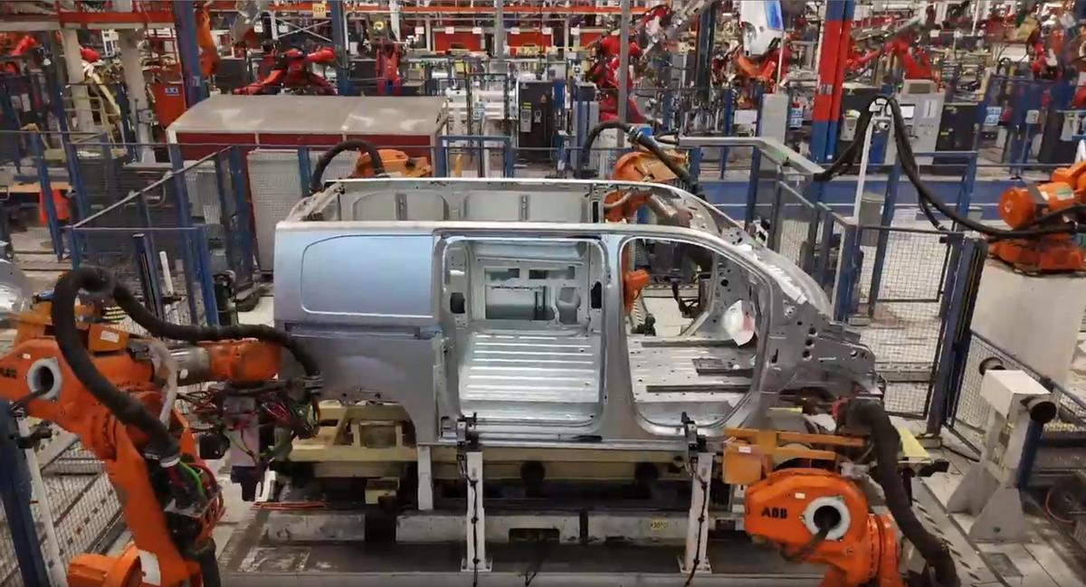 FURGONETAS VIGO: Stellantis agranda la producción turca de las K9 ...