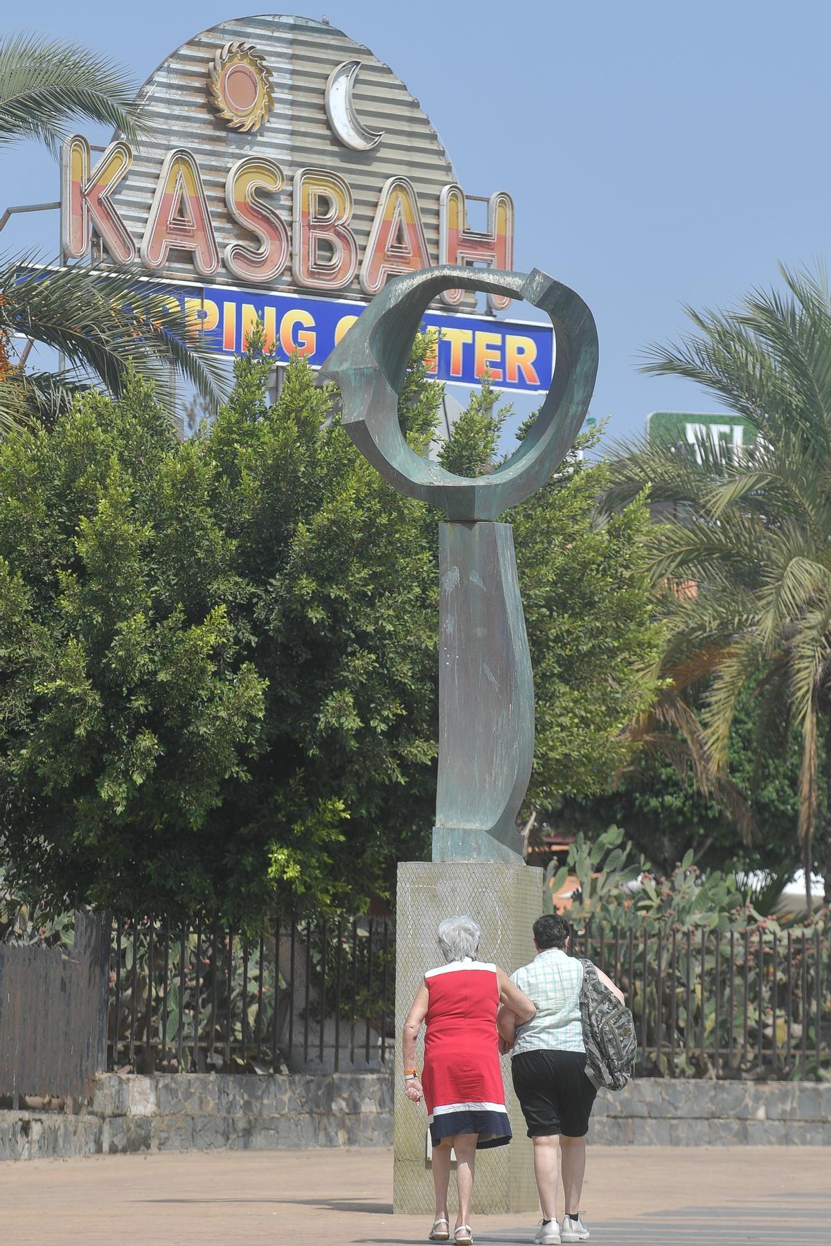 El Faro 2 pierde su clientela turística por el uso residencial del ...