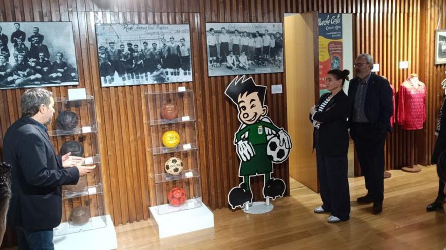 La exposición «Real Oviedo en la historia del fútbol» llega al Centro ...