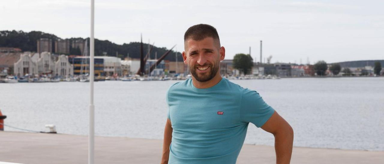 Alex Arias, futbolista avilesino: "No me arrepiento de haber rechazado al Avilés, no era el momento"