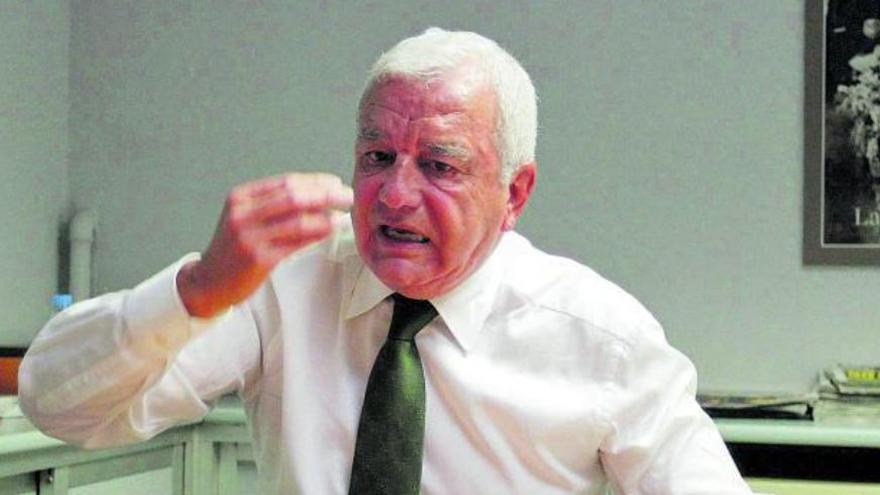 Paco Roig: "Habría que dejar de ir a Mestalla"