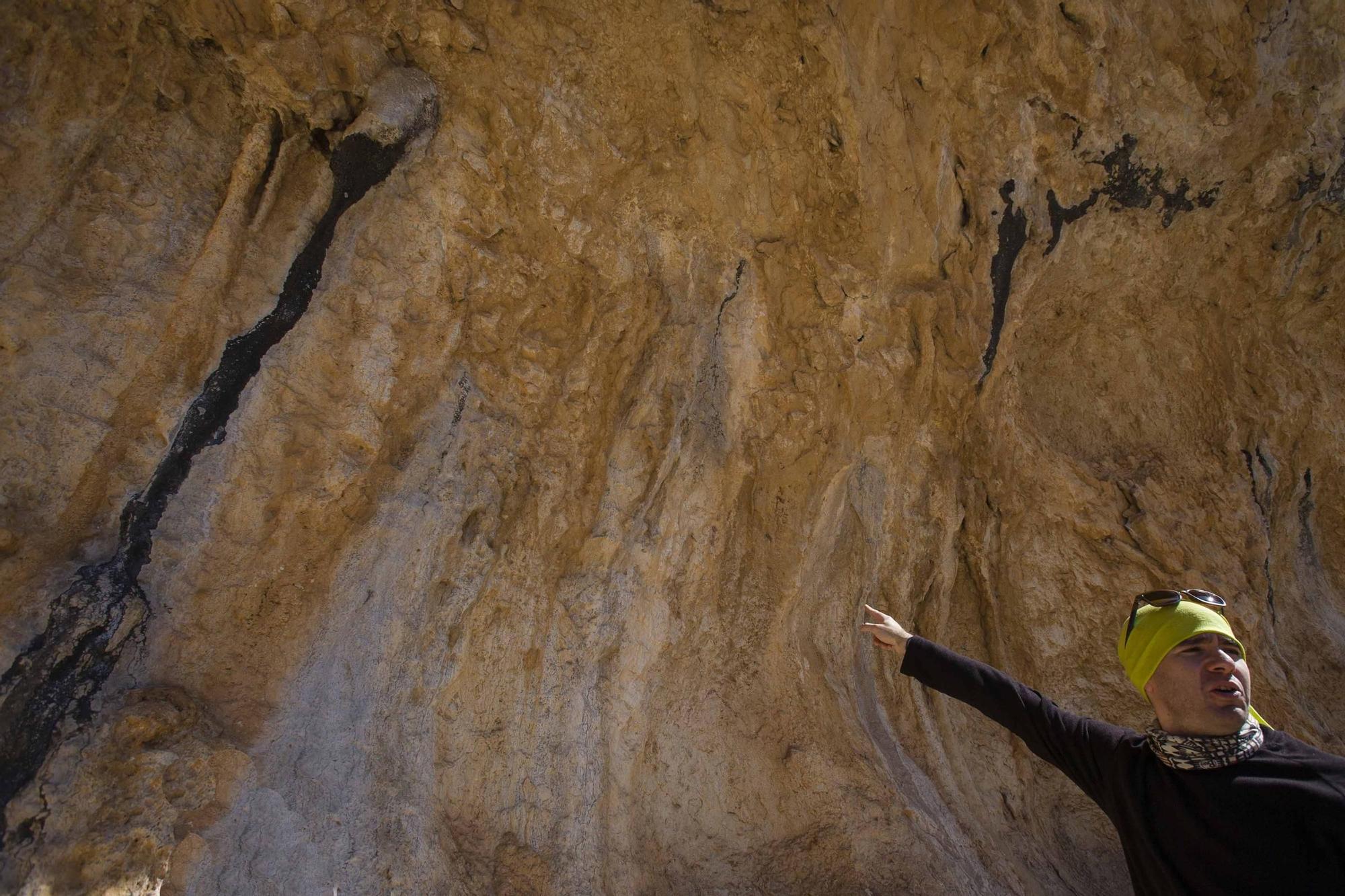 Pinturas rupestres de la Sarga en Alcoy, una visita imprescindible ...