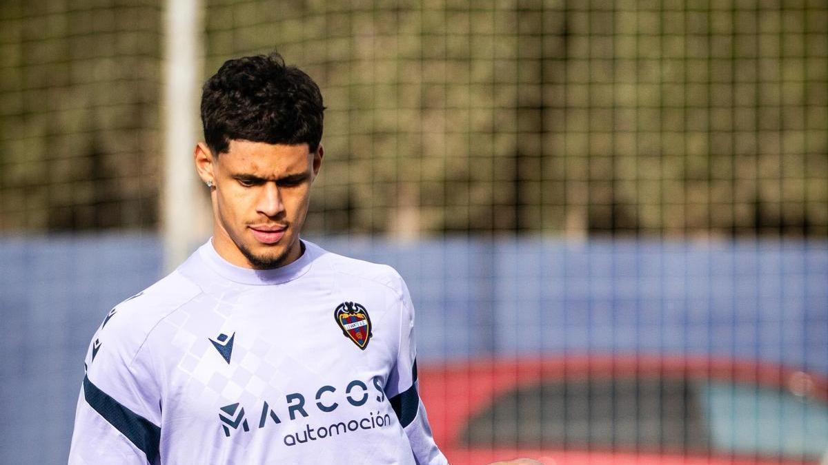 Más de 600 levantinistas acudirán al Real Madrid - Levante UD del ...