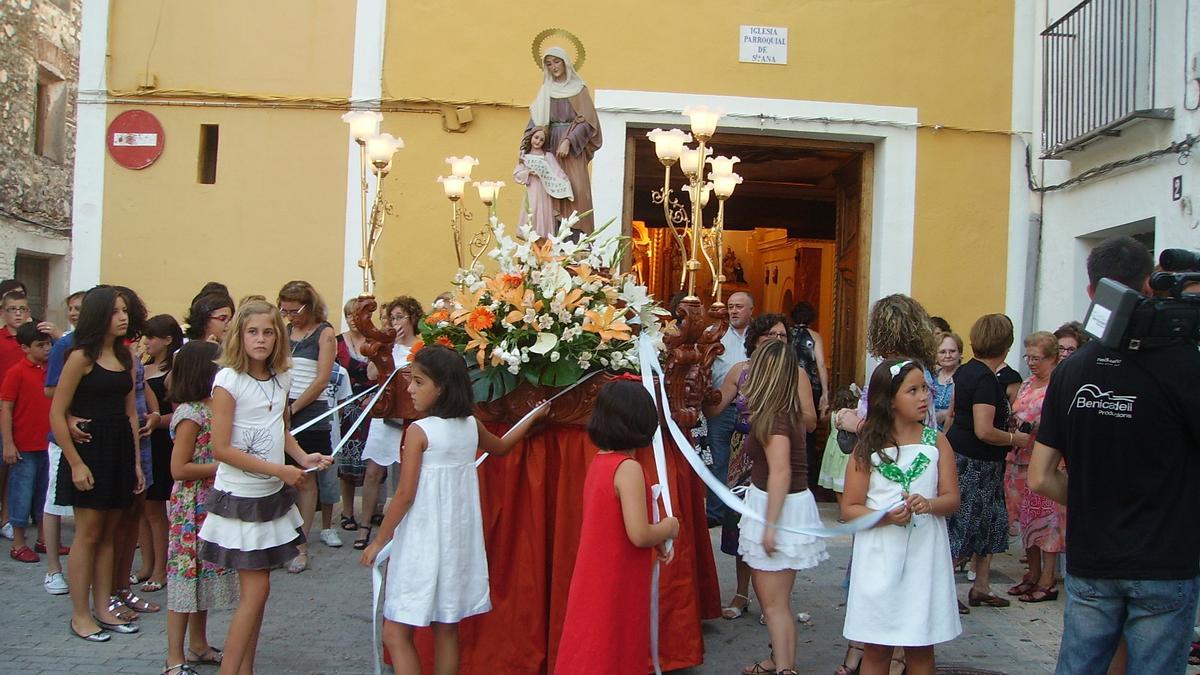 Fiestas en Bellús: Bellús celebra la novena y festividad en honor a ...